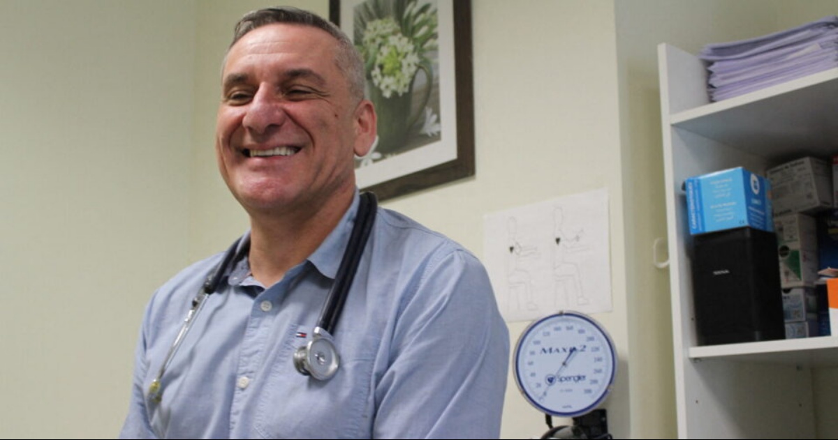 Doctor român emigrat în Franța, primit ca un salvator de localnici ...